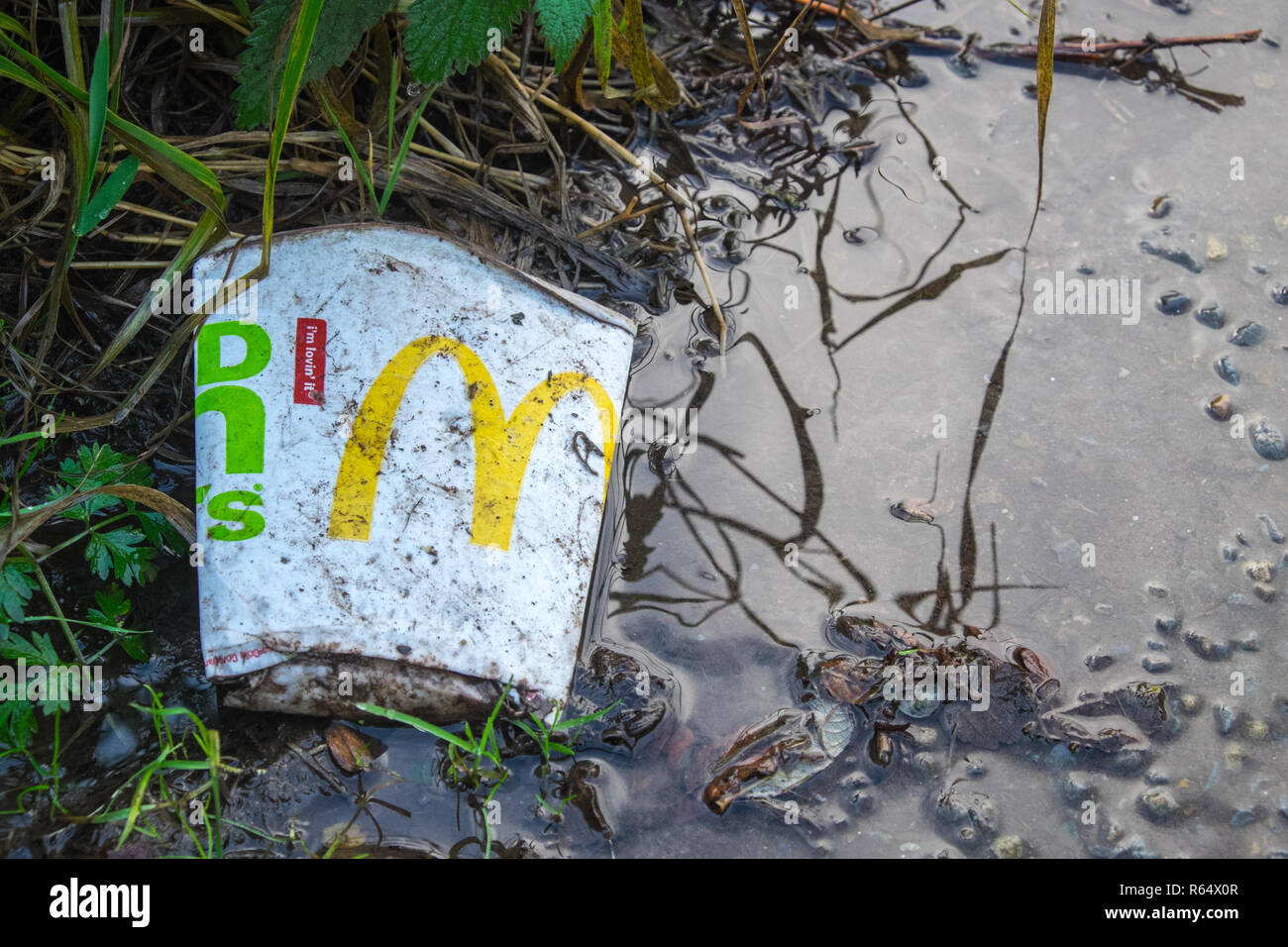 Mcdonalds garbage hi-res stock photography and images - Alamy