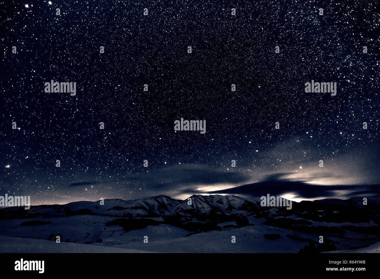 Crested moon hi-res stock photography and images - Alamy