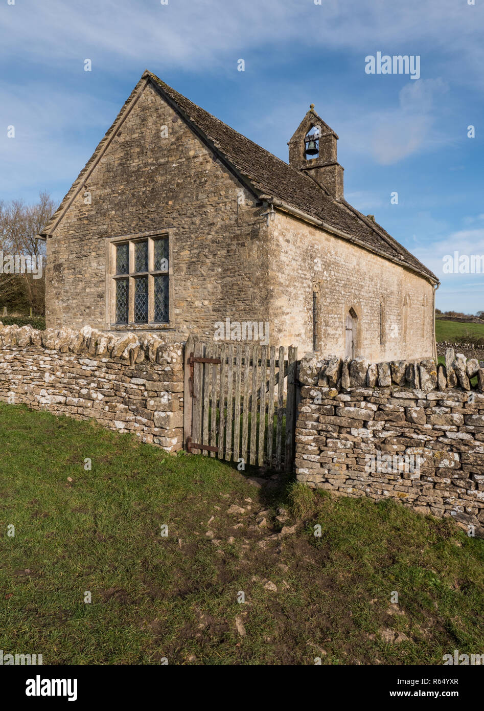 Widford church oxfordshire hi-res stock photography and images - Alamy