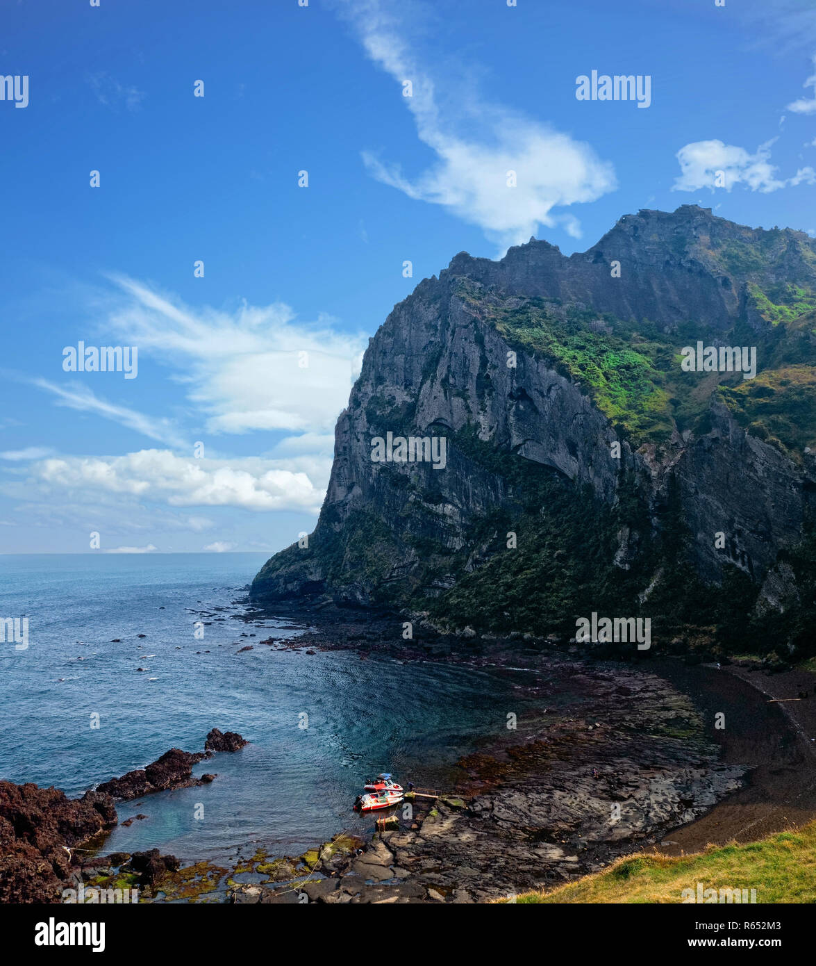 Korea landscape hi-res stock photography and images - Alamy