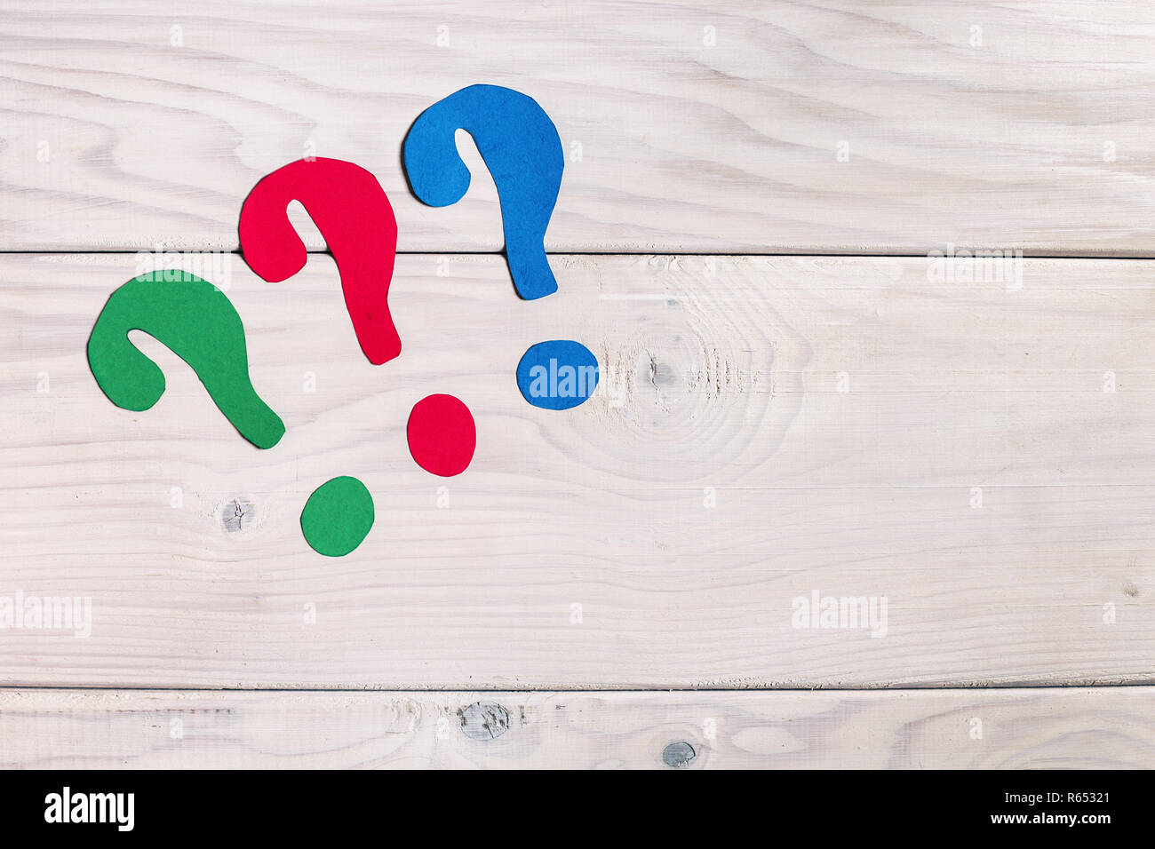 Ideas question on wooden hi-res stock photography and images - Alamy