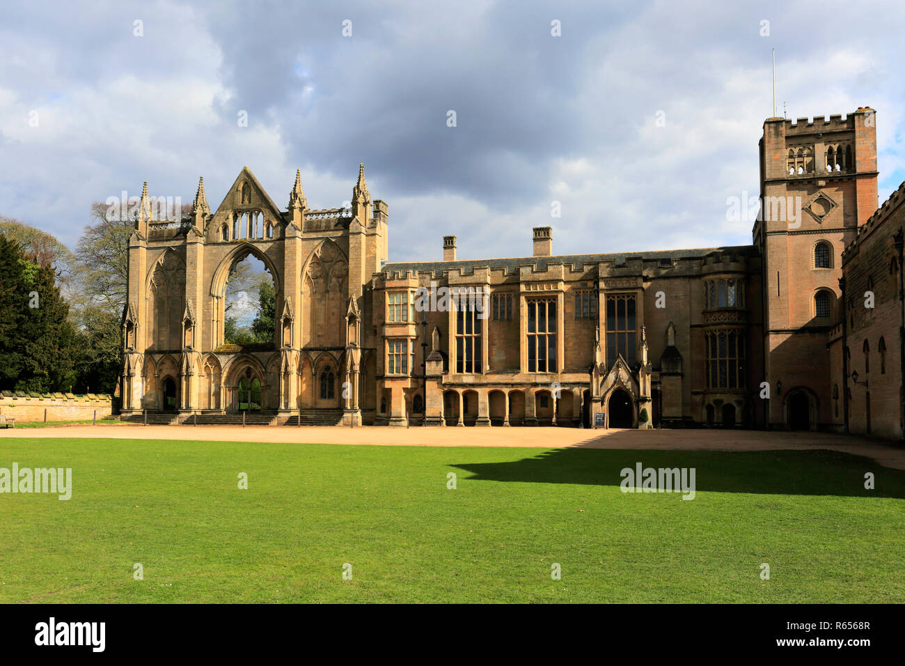 Lord byrons home hi-res stock photography and images - Alamy