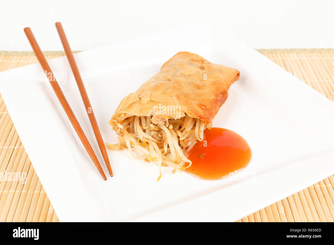 spring roll with sauce Stock Photo - Alamy