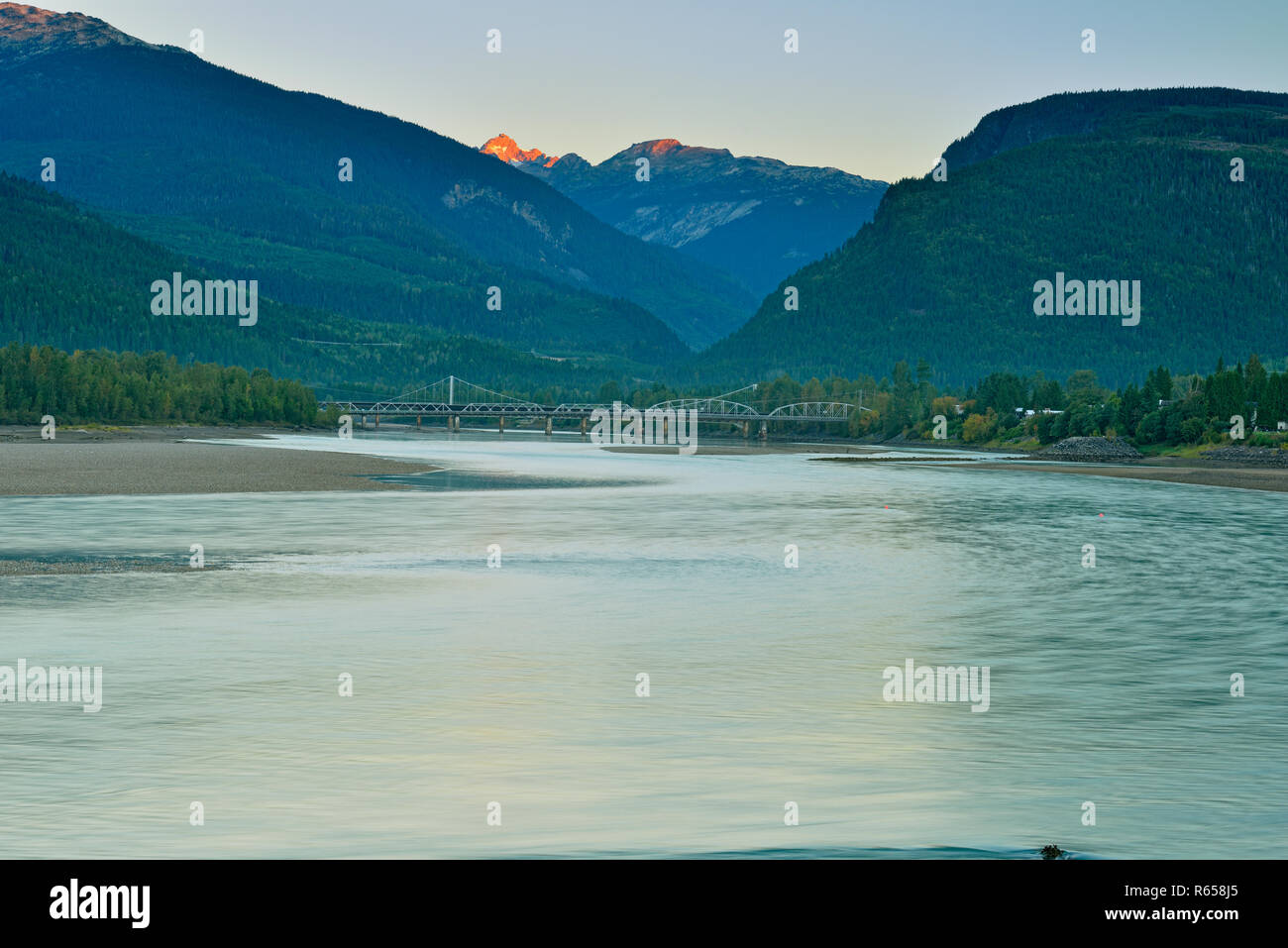 Hope british columbia hi-res stock photography and images - Alamy