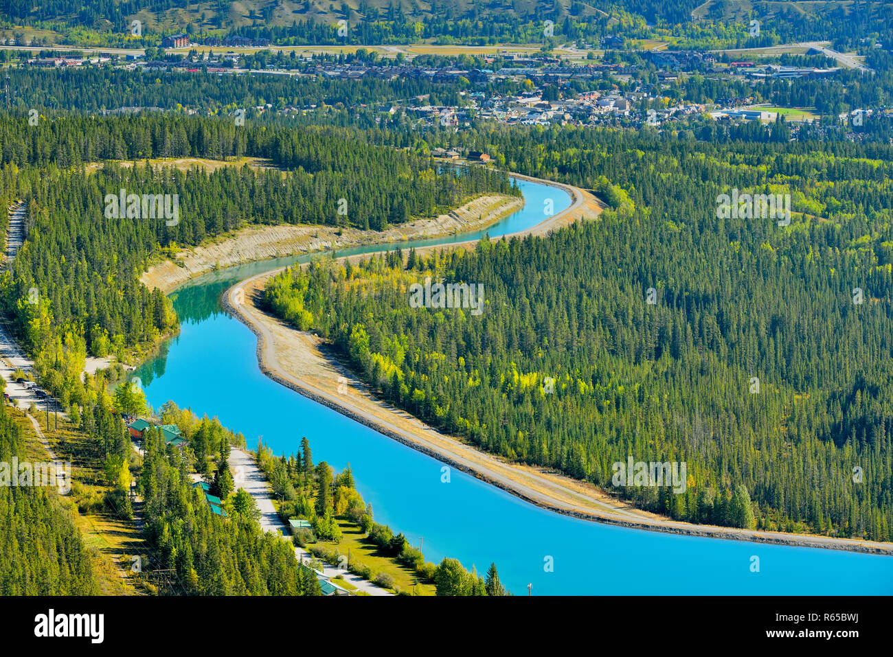 Overlooking the town of Canmore in the Bow Valley, Canmore, Alberta ...