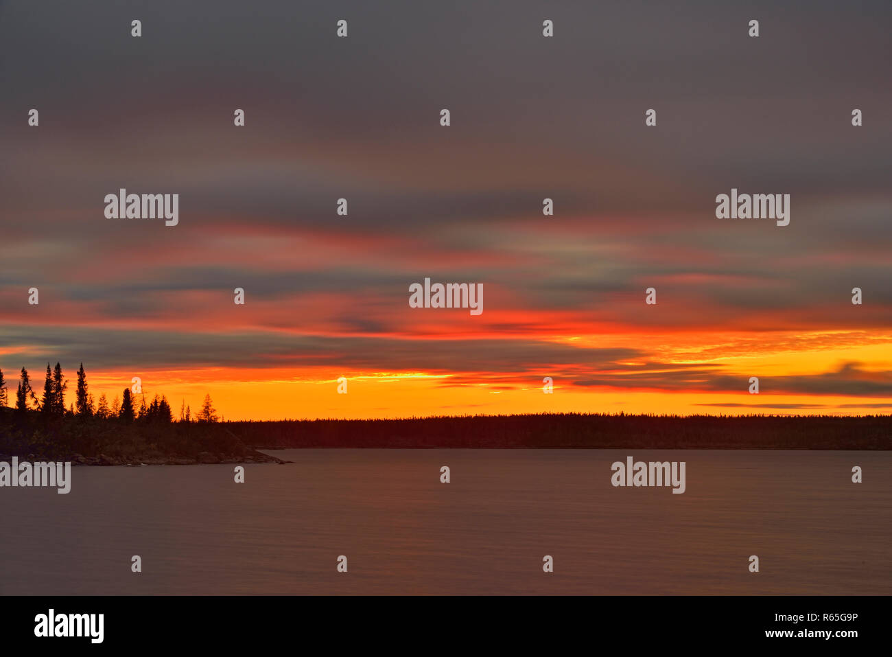 Sunset over Ennadai Lake, Arctic Haven Lodge, Nunavut Territory, Canada ...
