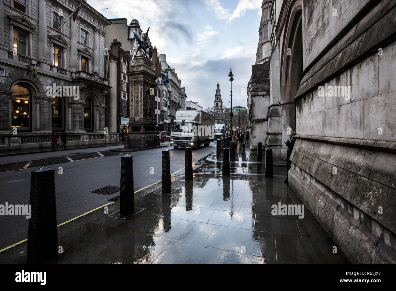 Home bar wet bar hi-res stock photography and images - Alamy