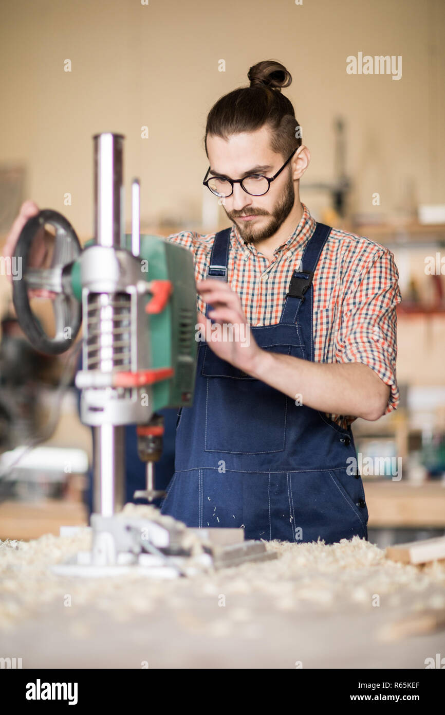 Modern cutting machine hi-res stock photography and images - Alamy