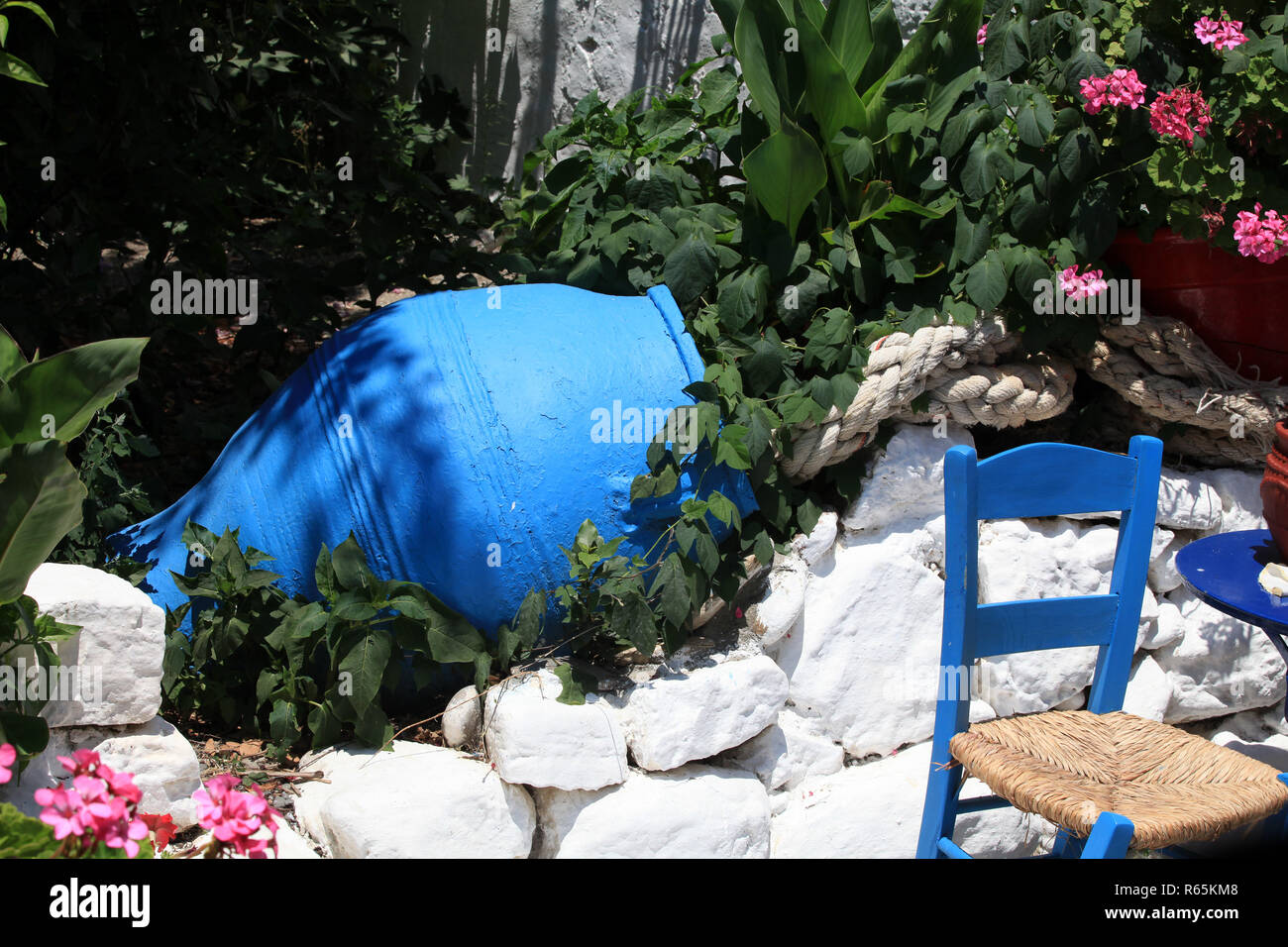 Traditional colors for Greek architecture Stock Photo - Alamy