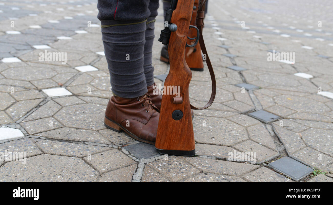 first world war soldier feet uniform detail Stock Photo - Alamy