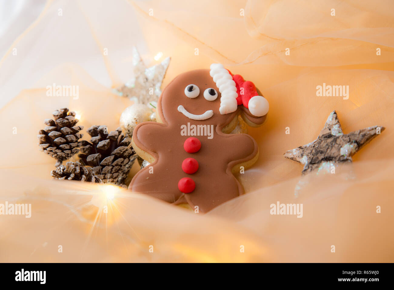 Sugar figures hi-res stock photography and images - Alamy