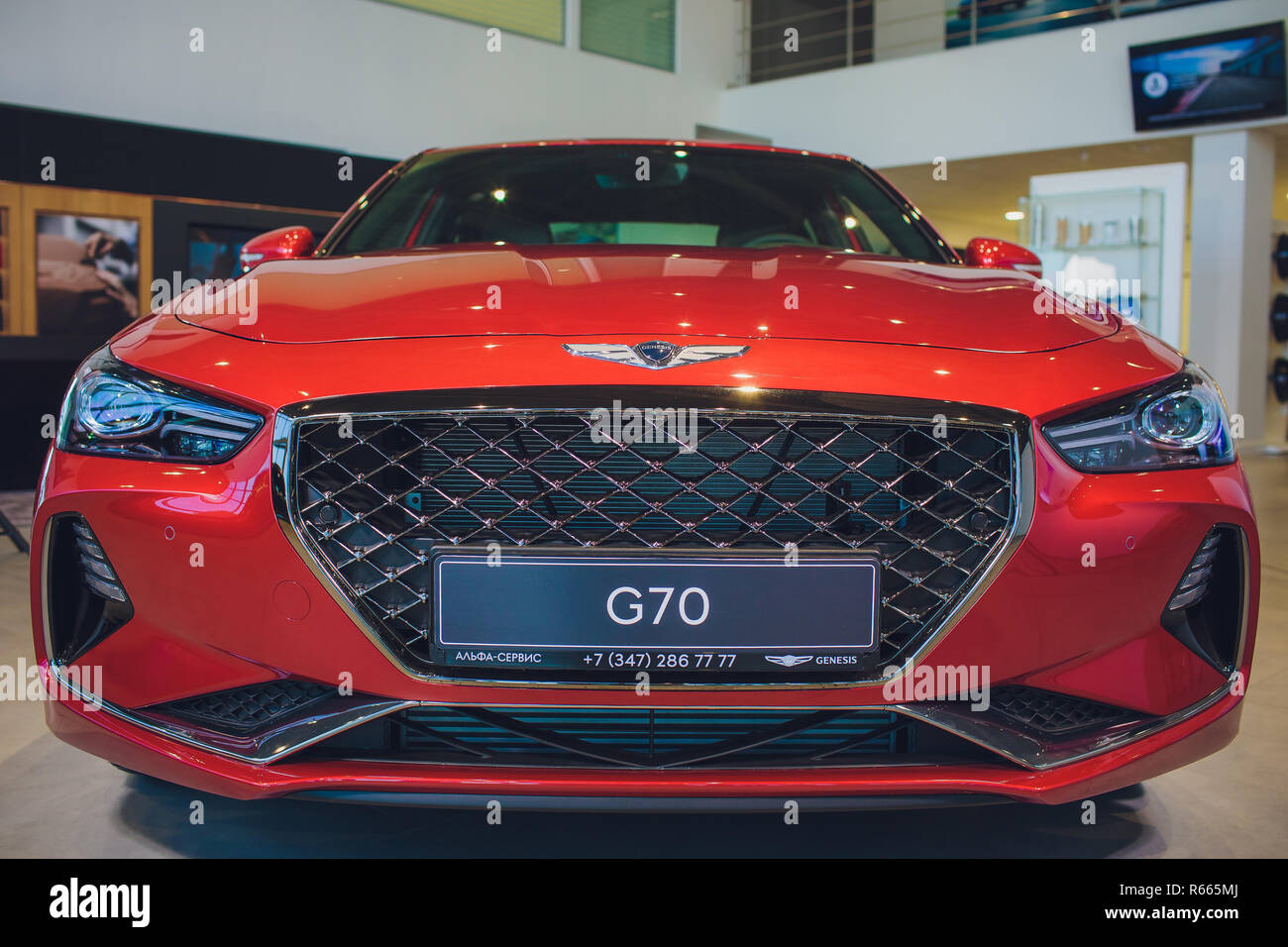 Genesis car 2017 hi-res stock photography and images - Alamy