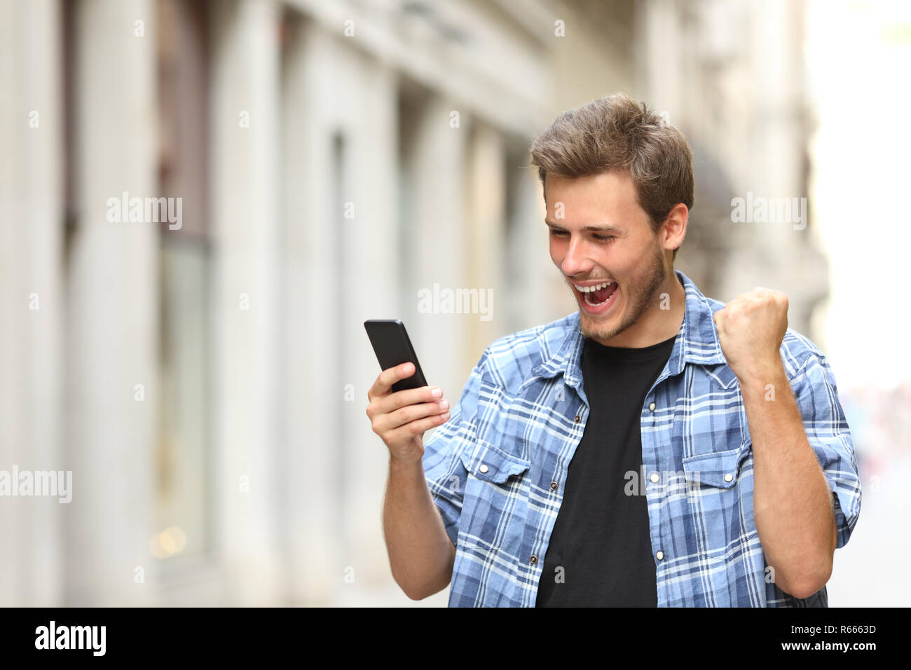 Surprise street walking video hi-res stock photography and images - Alamy
