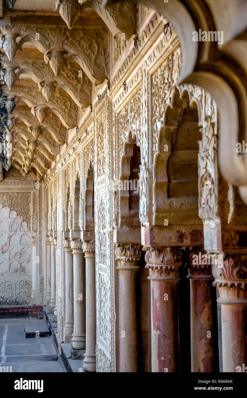 Karauli city palace hi-res stock photography and images - Alamy