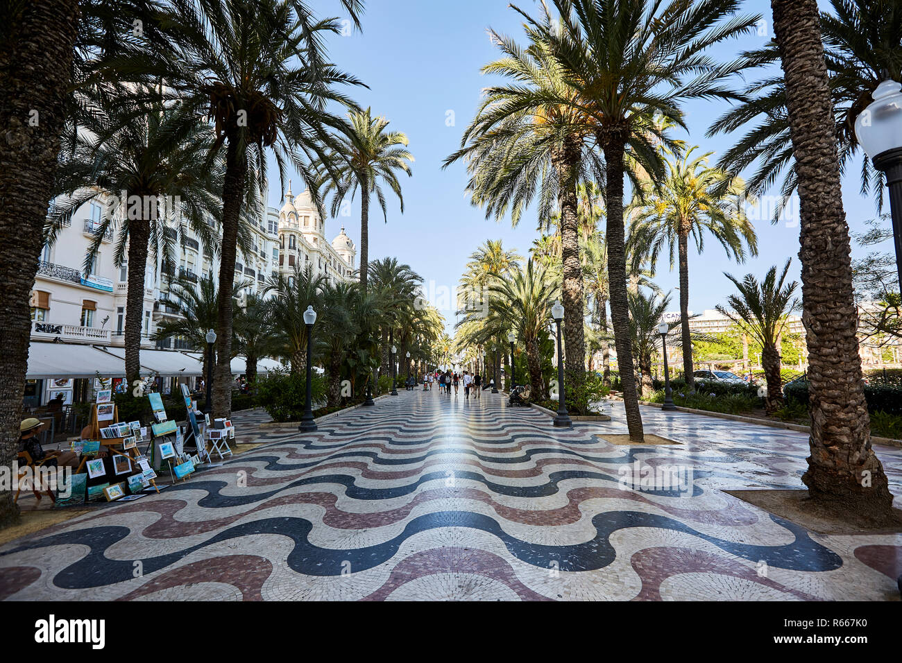 Streets of Alicante, Spain 2017 Stock Photo - Alamy