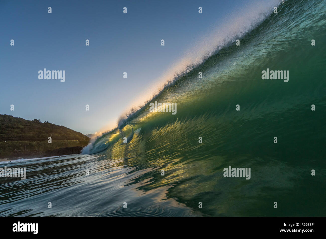 Waimea shorebreak hi-res stock photography and images - Alamy