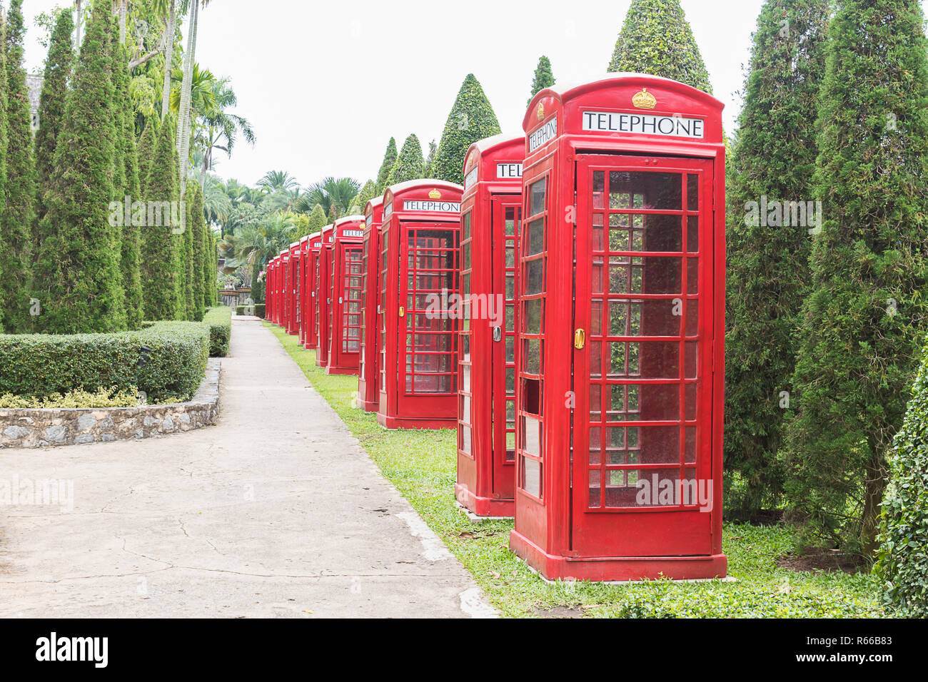 British red telephone booth Stock Photo - Alamy