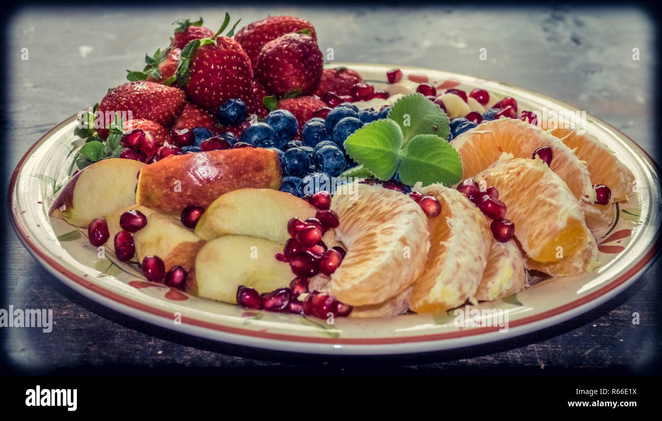 Mixed fruits platter Stock Photo - Alamy