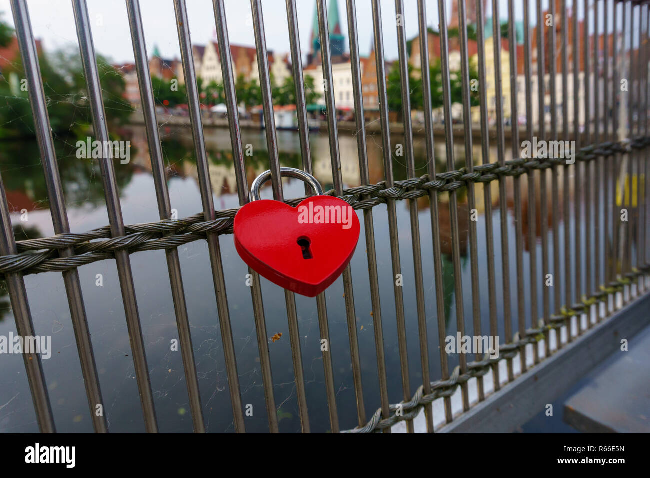 heart lock on the fence Stock Photo - Alamy