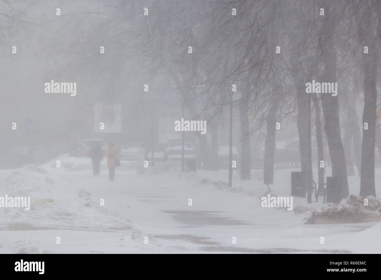 Blizzard russia hi-res stock photography and images - Alamy