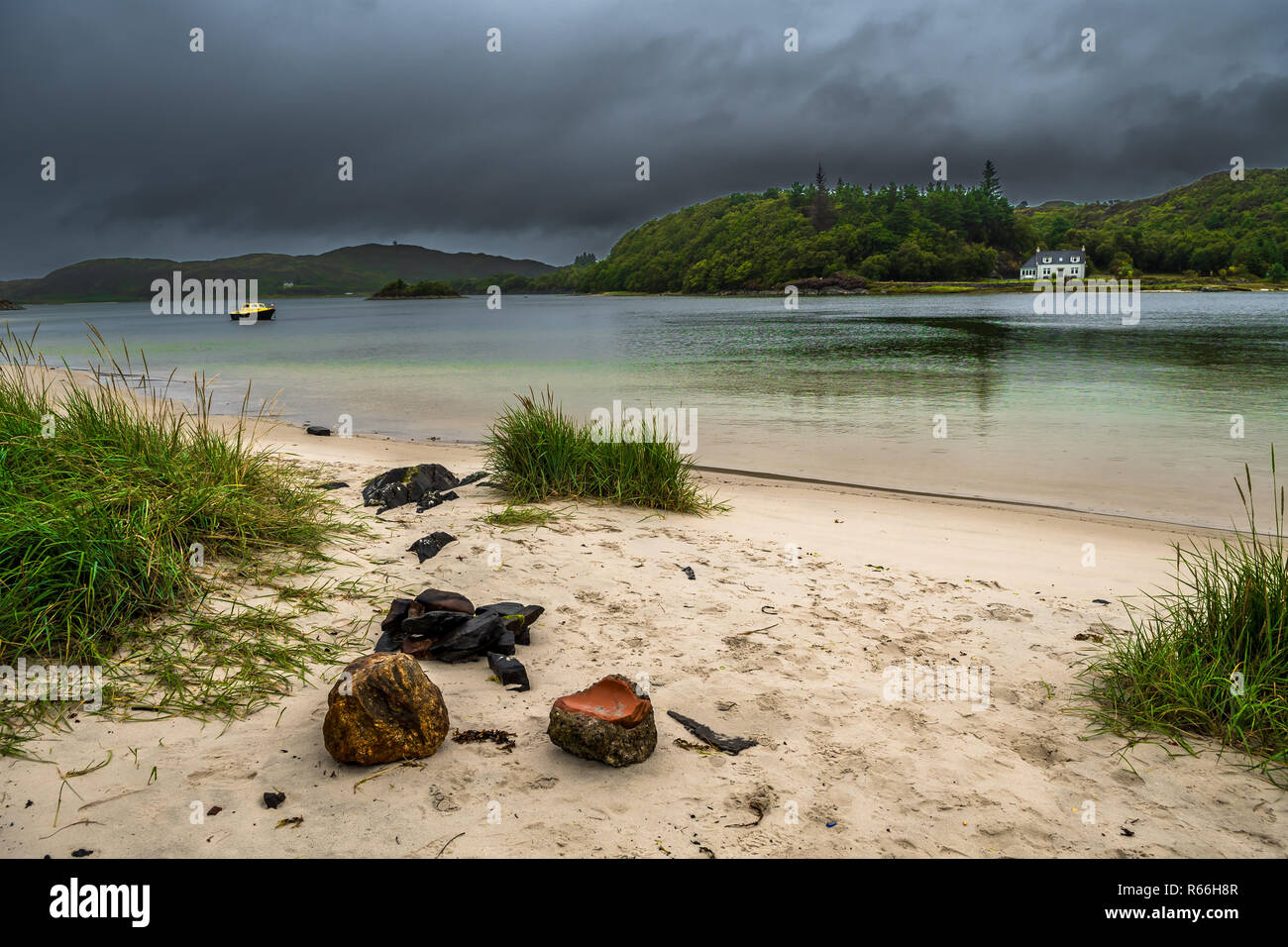 White Sandy Beach at Mallaig Harbor in Scotland Stock Photo - Alamy