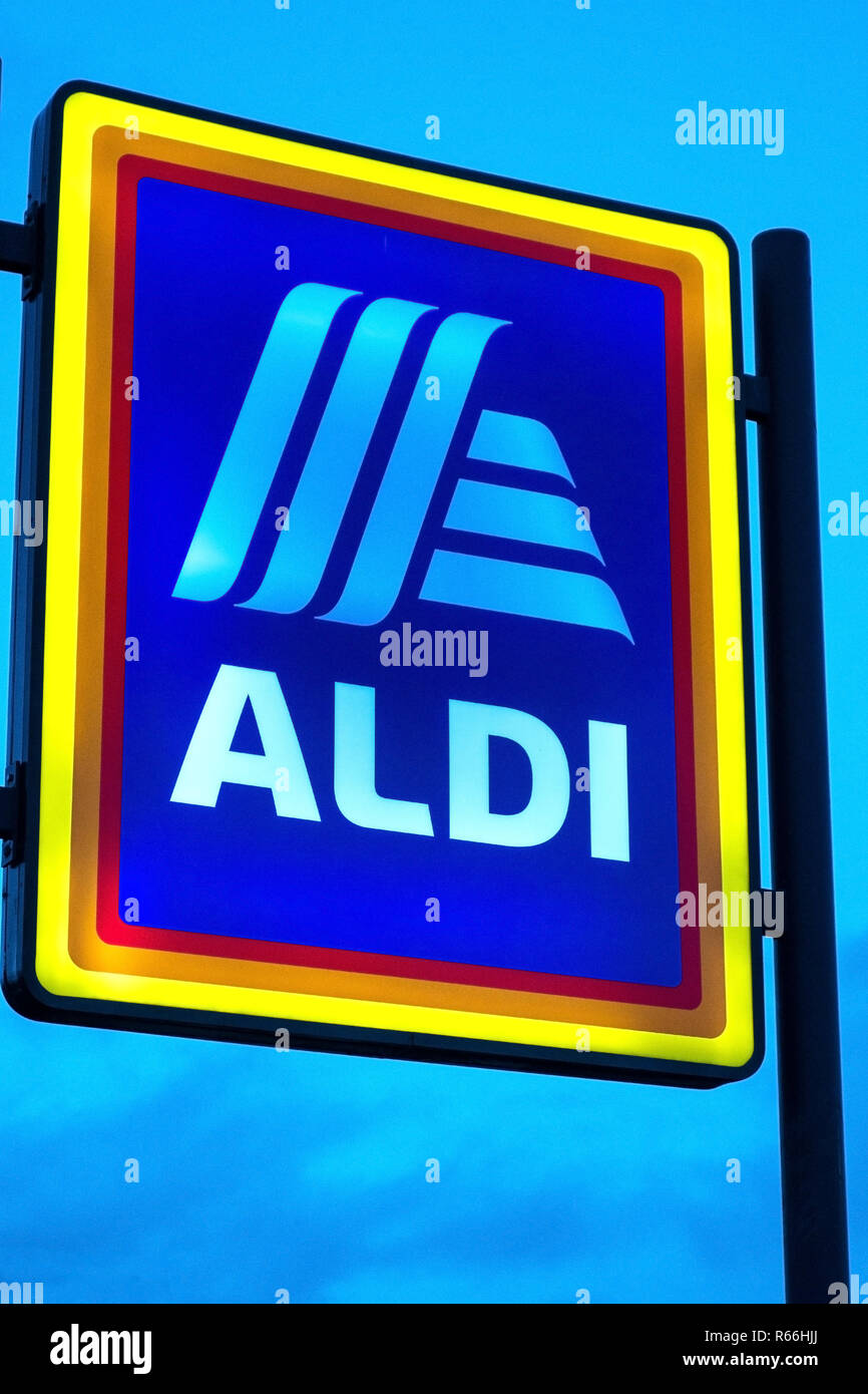 Aldi sign board hi-res stock photography and images - Alamy