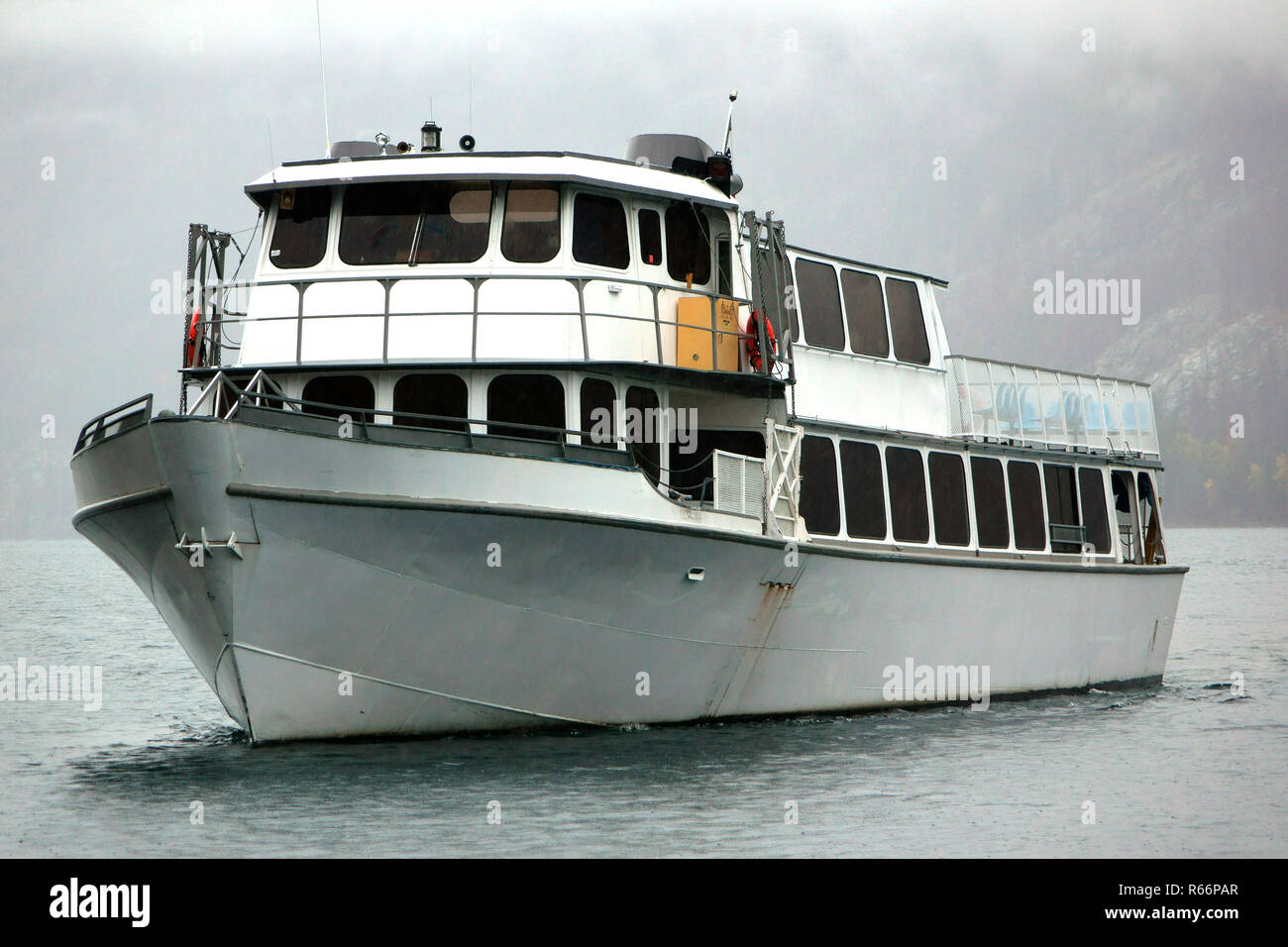 Ferry boat lucerne hi-res stock photography and images - Alamy