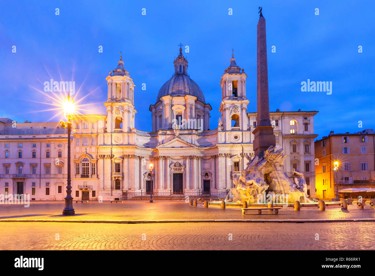 Piazza Navona Square at night, Rome, Italy Stock Photo - Alamy
