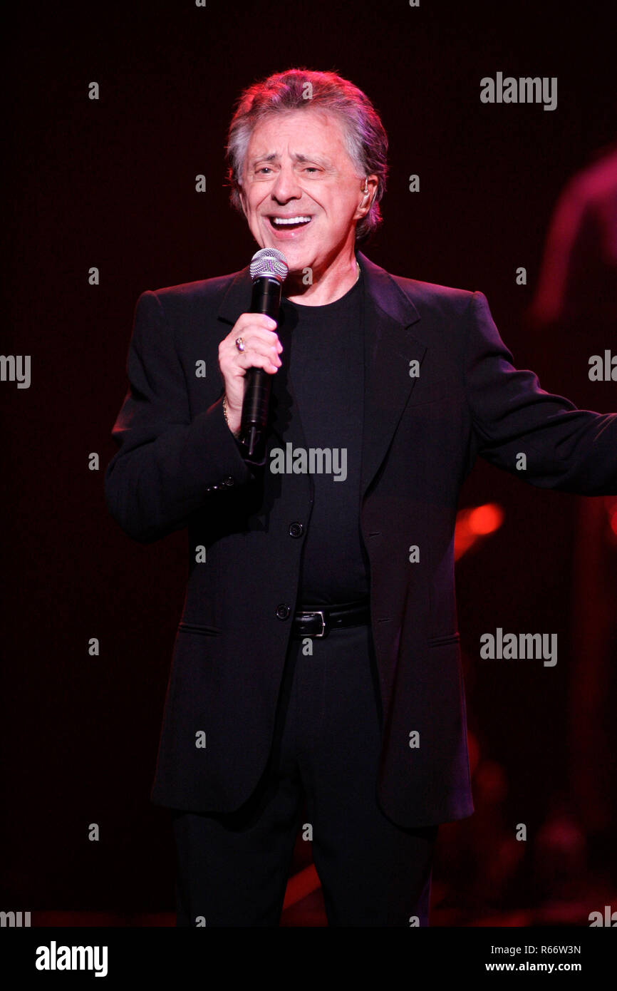 Frankie valli hi-res stock photography and images - Alamy