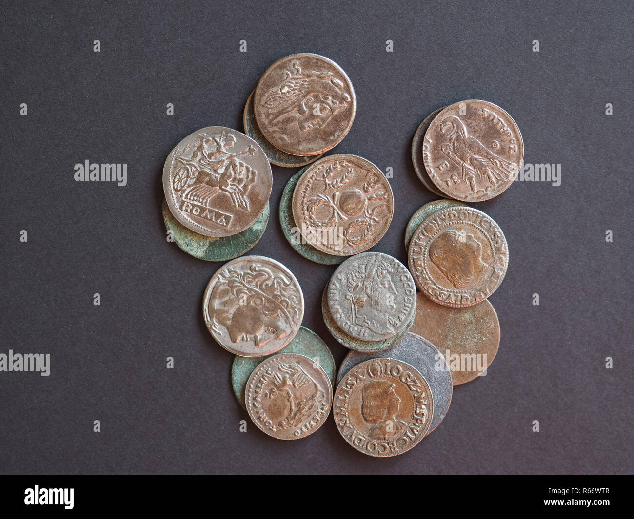 Medieval coins mint hi-res stock photography and images - Alamy