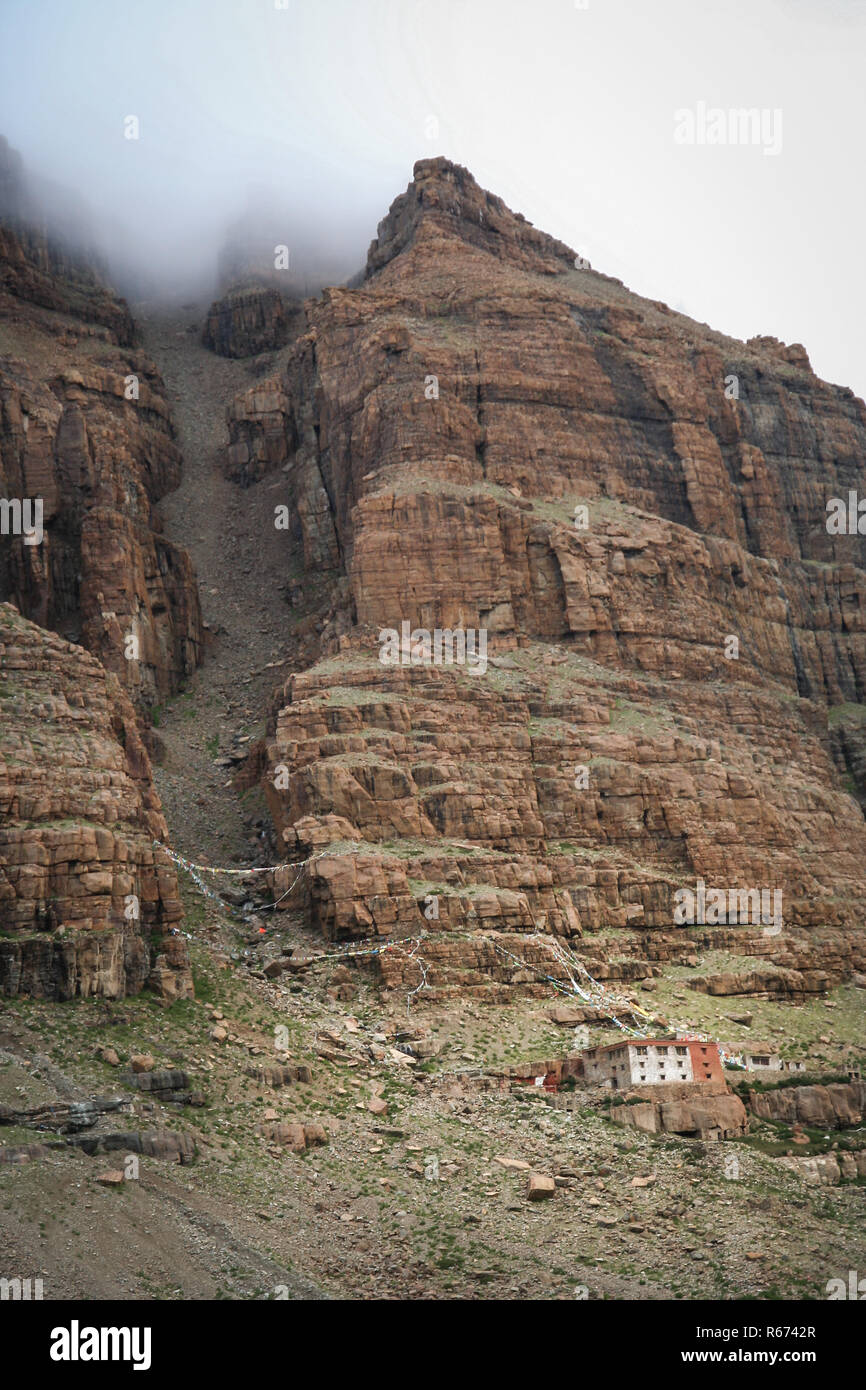 Remote tibetan monastery Stock Photo - Alamy