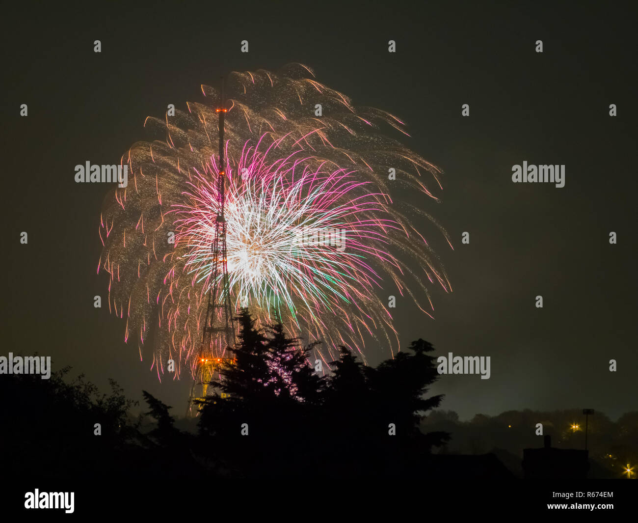 Fireworks on the Guy Fawkes Night Stock Photo - Alamy