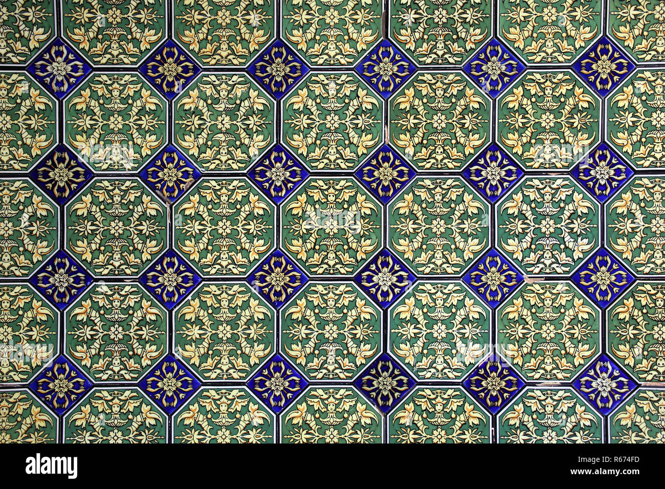 traditional wall tiles Stock Photo - Alamy