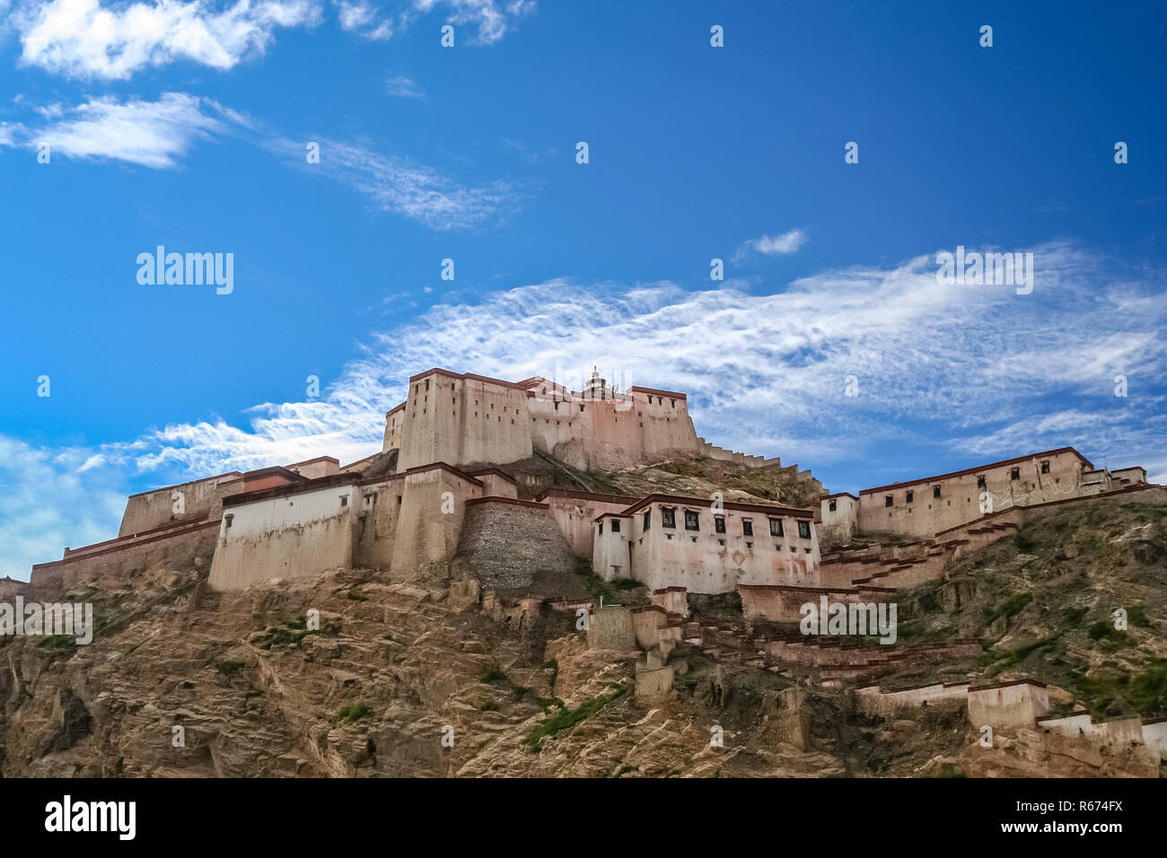 Tall big fort fortified hi-res stock photography and images - Alamy