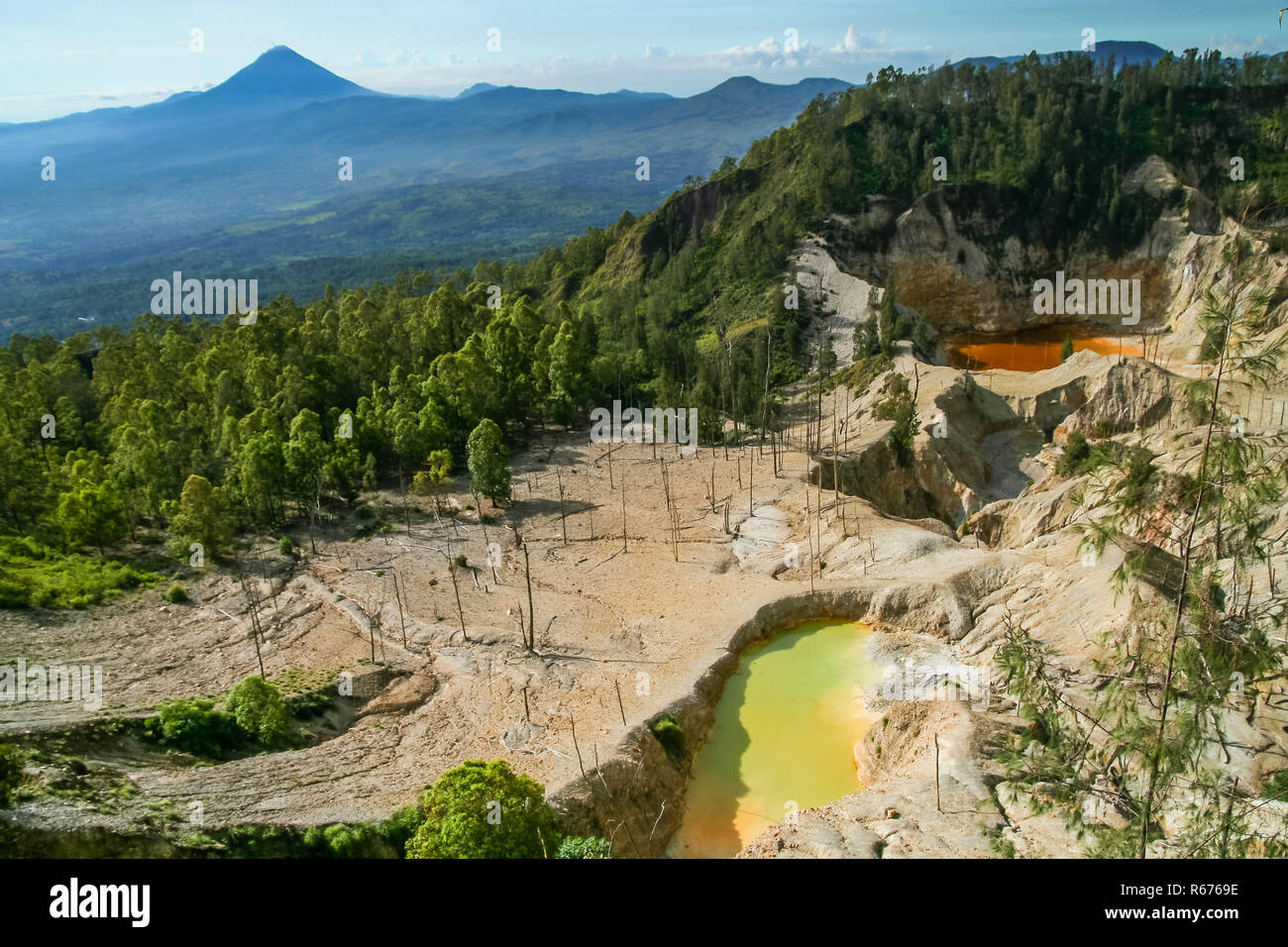 Wawo Muda volcano Stock Photo - Alamy