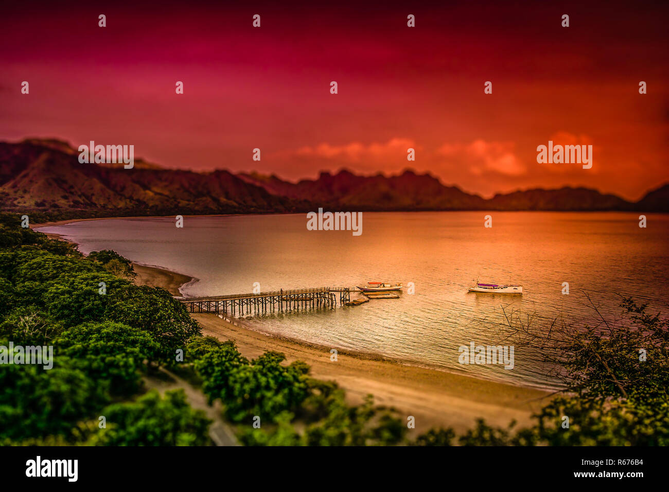 Landing pier on the Komodo island Stock Photo - Alamy