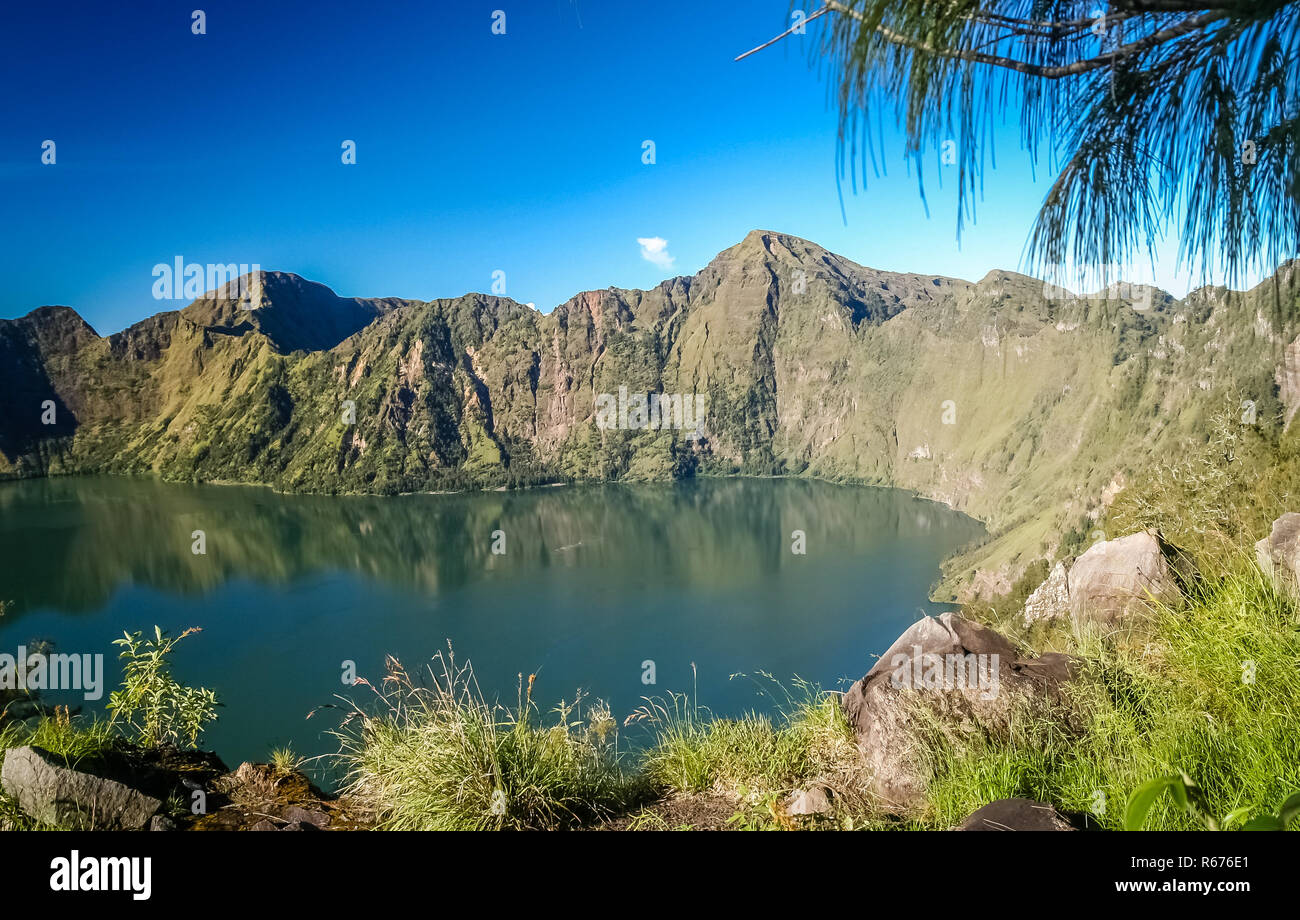 Gunung Rinjani volcano Stock Photo - Alamy