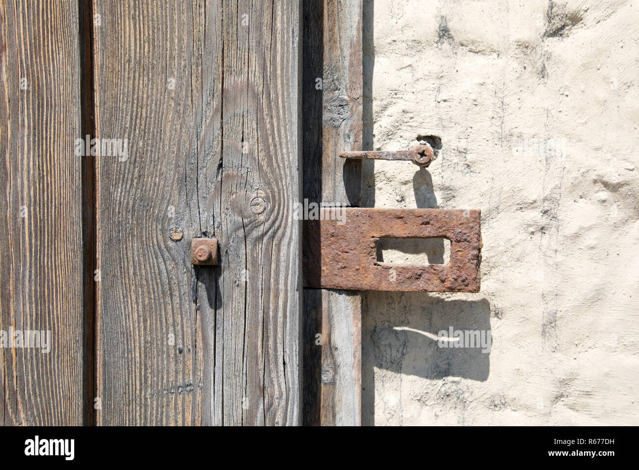 Historical door locks hi-res stock photography and images - Alamy
