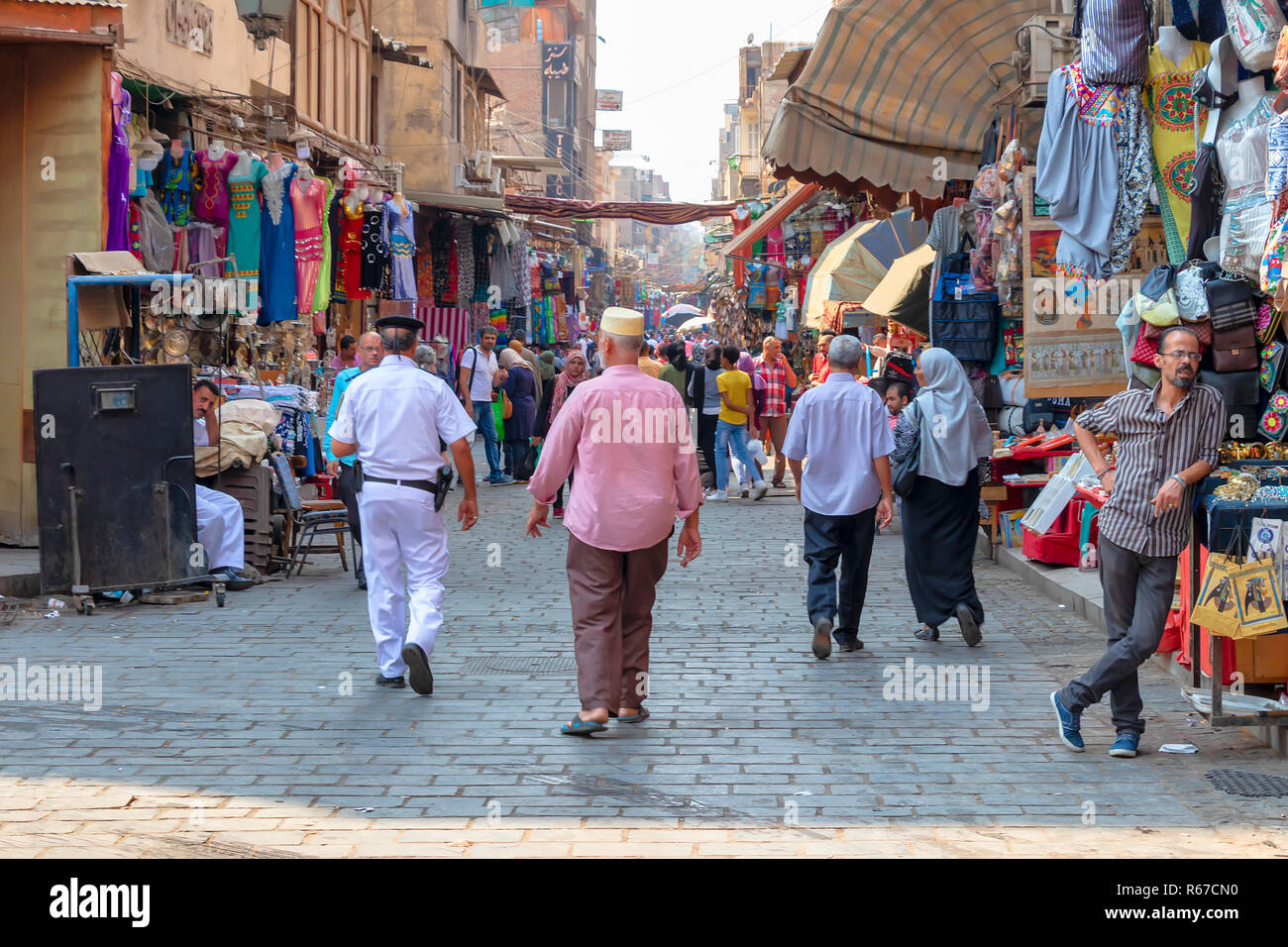 Egypt bazaar jewellery hi-res stock photography and images - Alamy