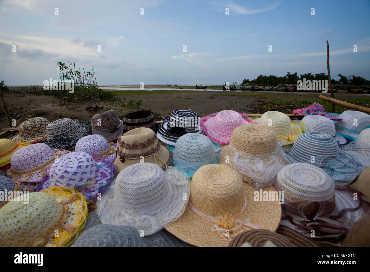 Hat shop at sea beach. Cox’s Bazar, Bangladesh Stock Photo - Alamy