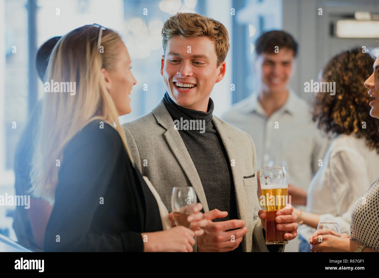 Networking event drinks hi-res stock photography and images - Alamy