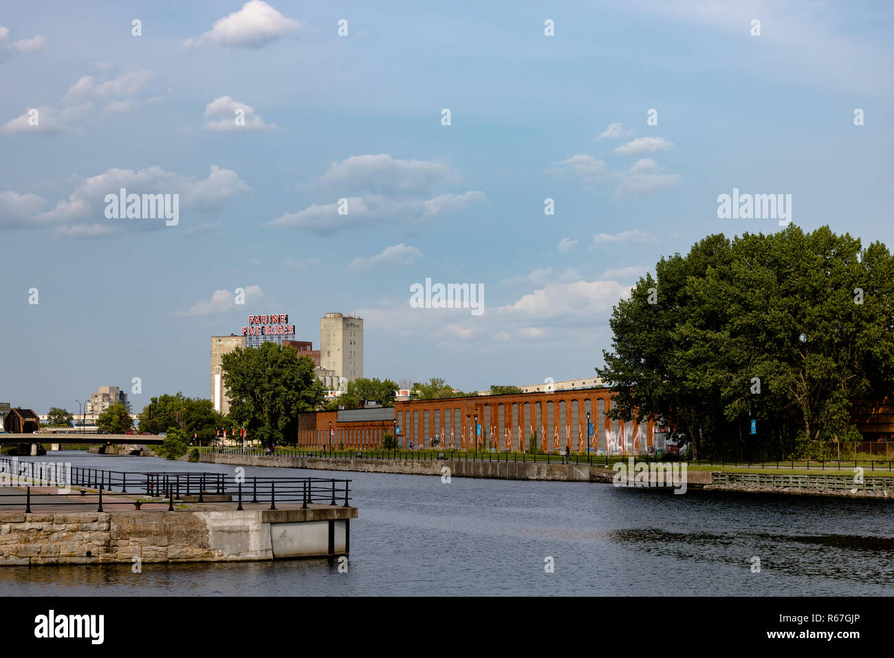 Lachine canal hi-res stock photography and images - Alamy