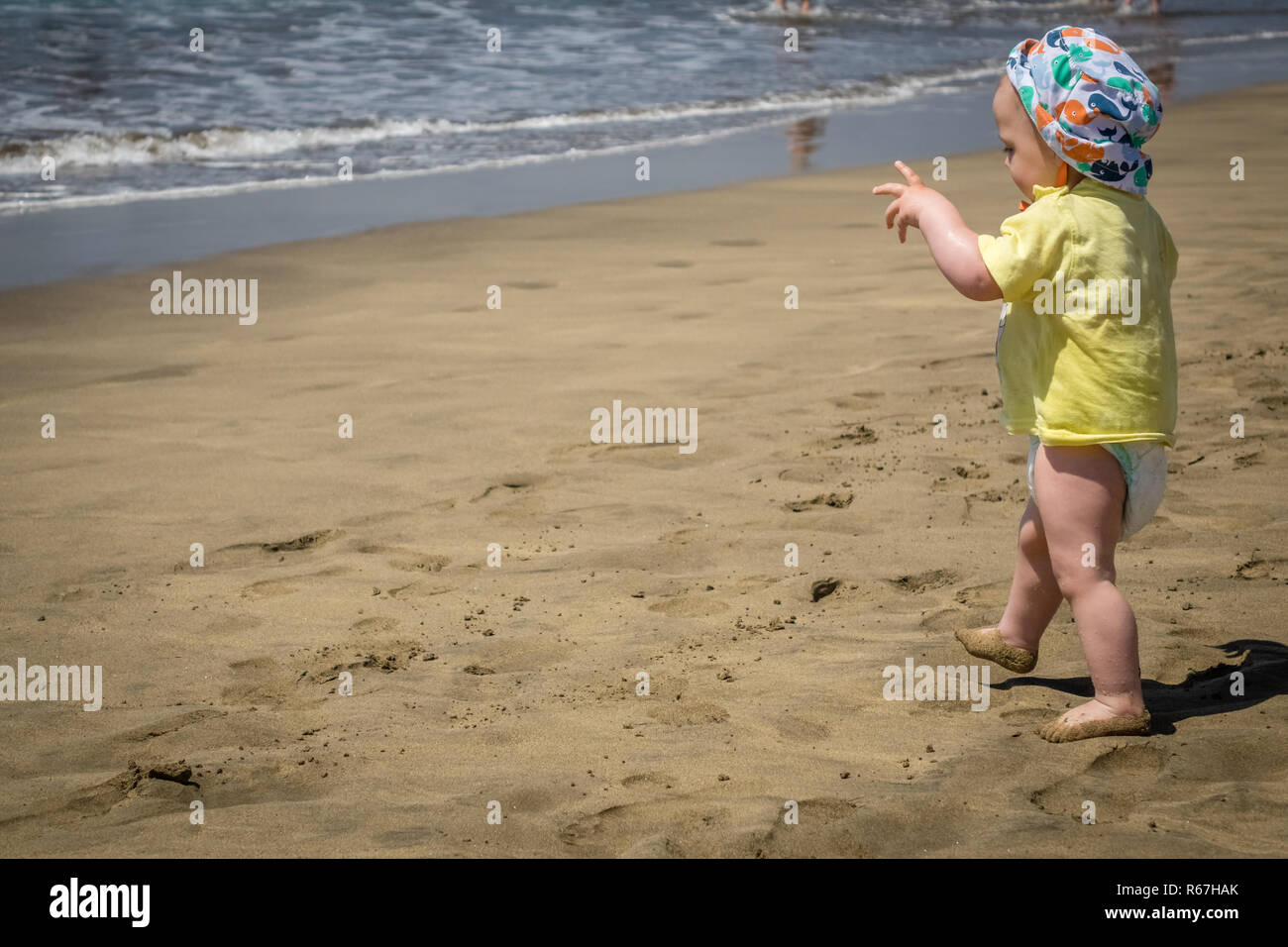 The bright sun shines towards an hi-res stock photography and images ...