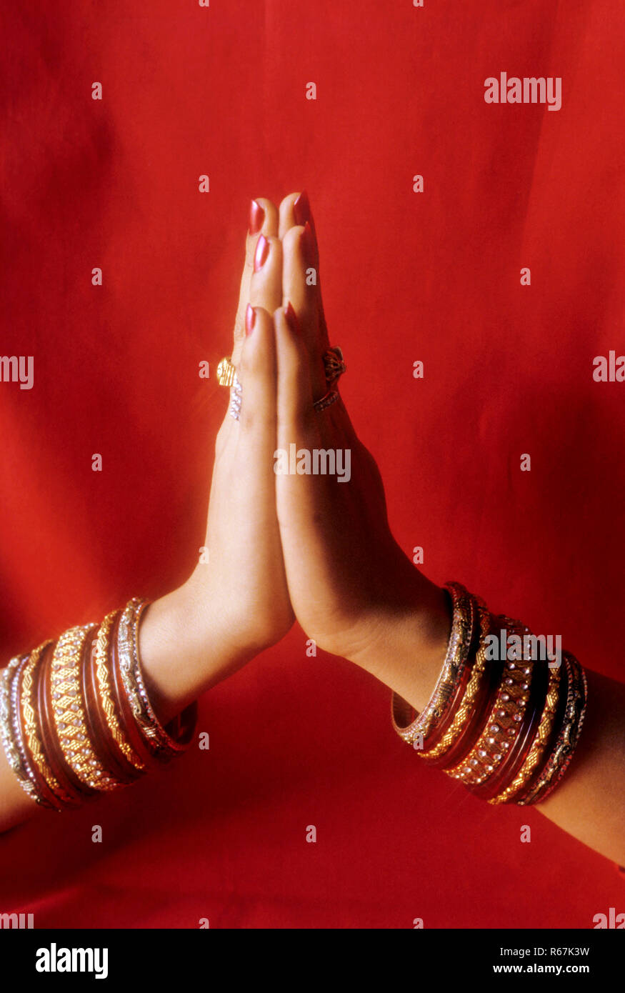 Namaskaar hi-res stock photography and images - Alamy