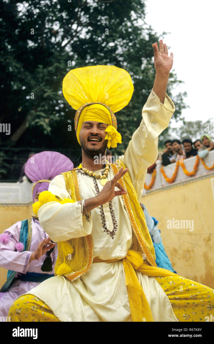 Folk dance, man performing, punjab, india Stock Photo - Alamy