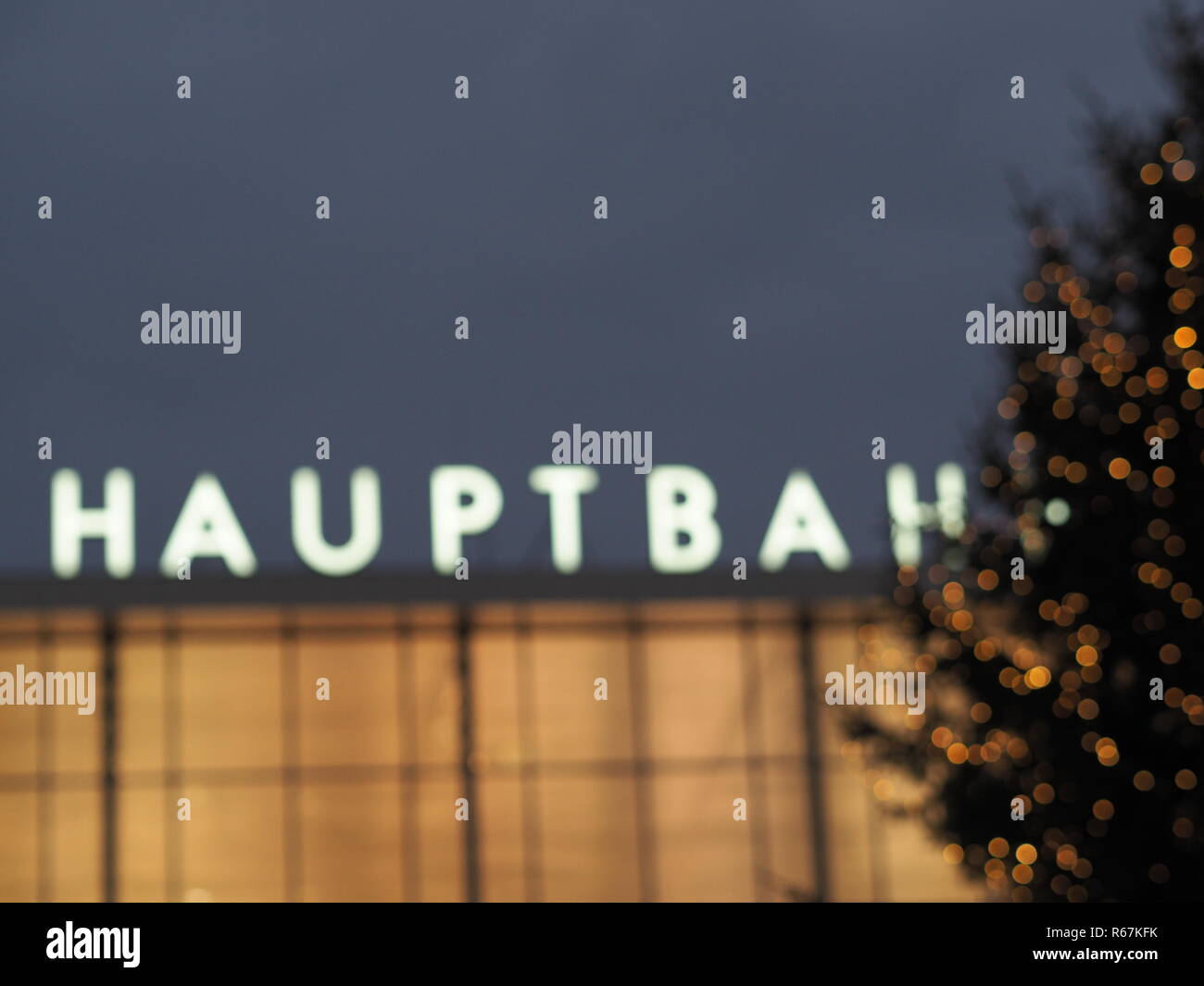 Traffic signs tree hi-res stock photography and images - Alamy