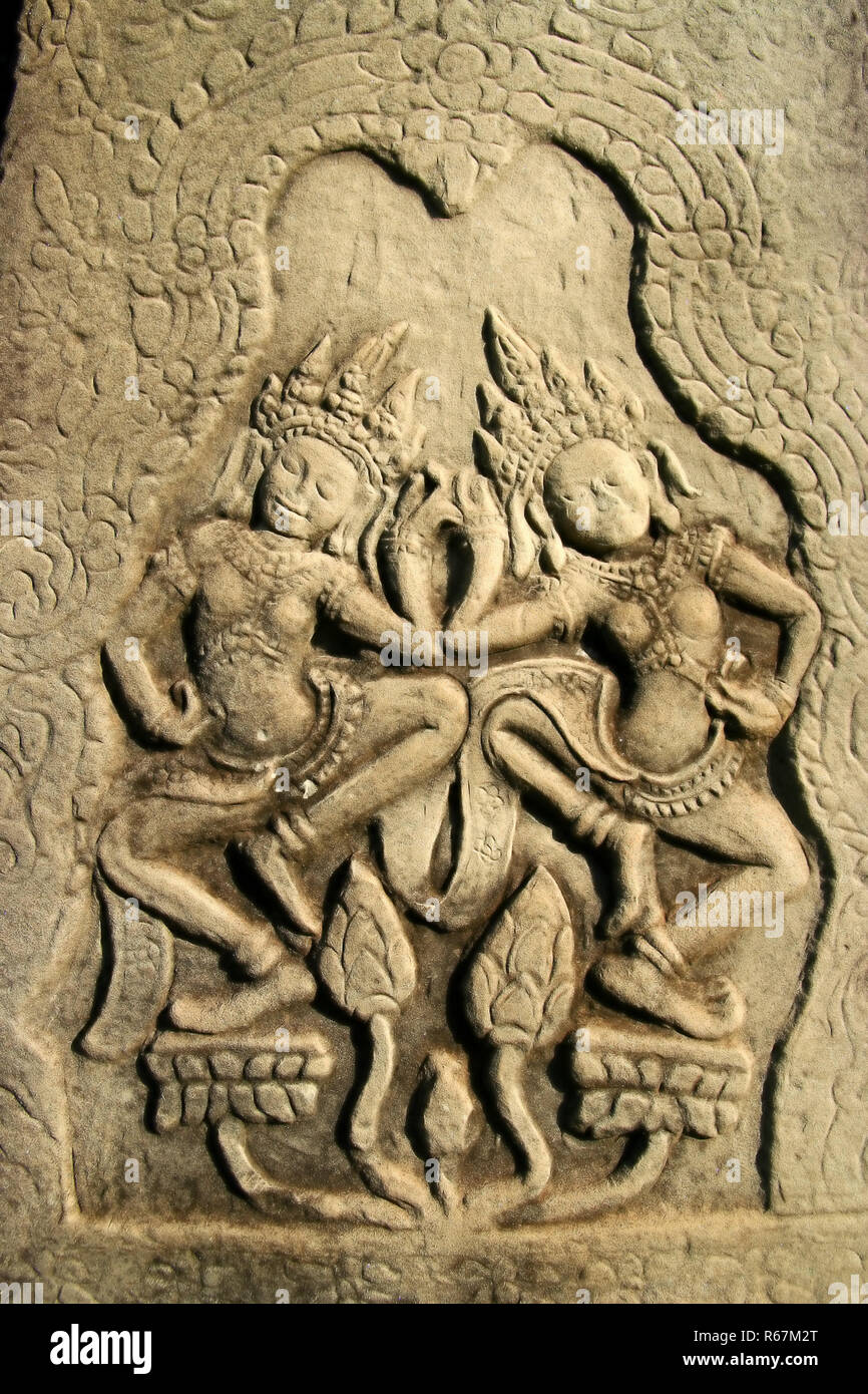 Angkor Wat wall carvings Stock Photo - Alamy