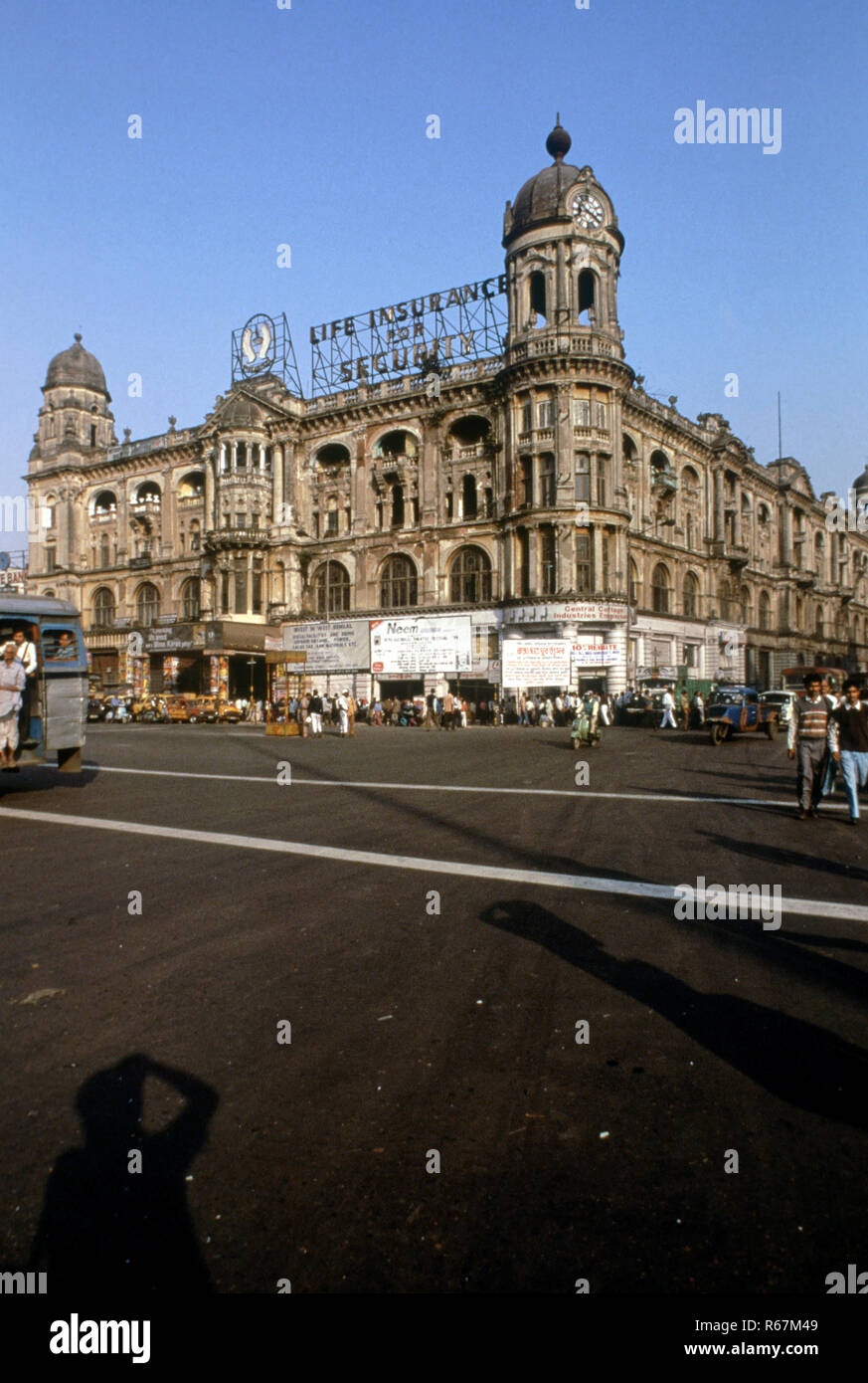 Chowringhee hi-res stock photography and images - Alamy