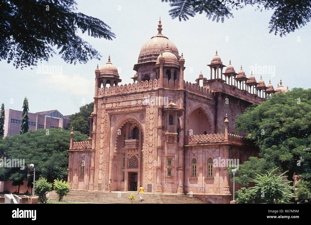 Grant palace hi-res stock photography and images - Alamy