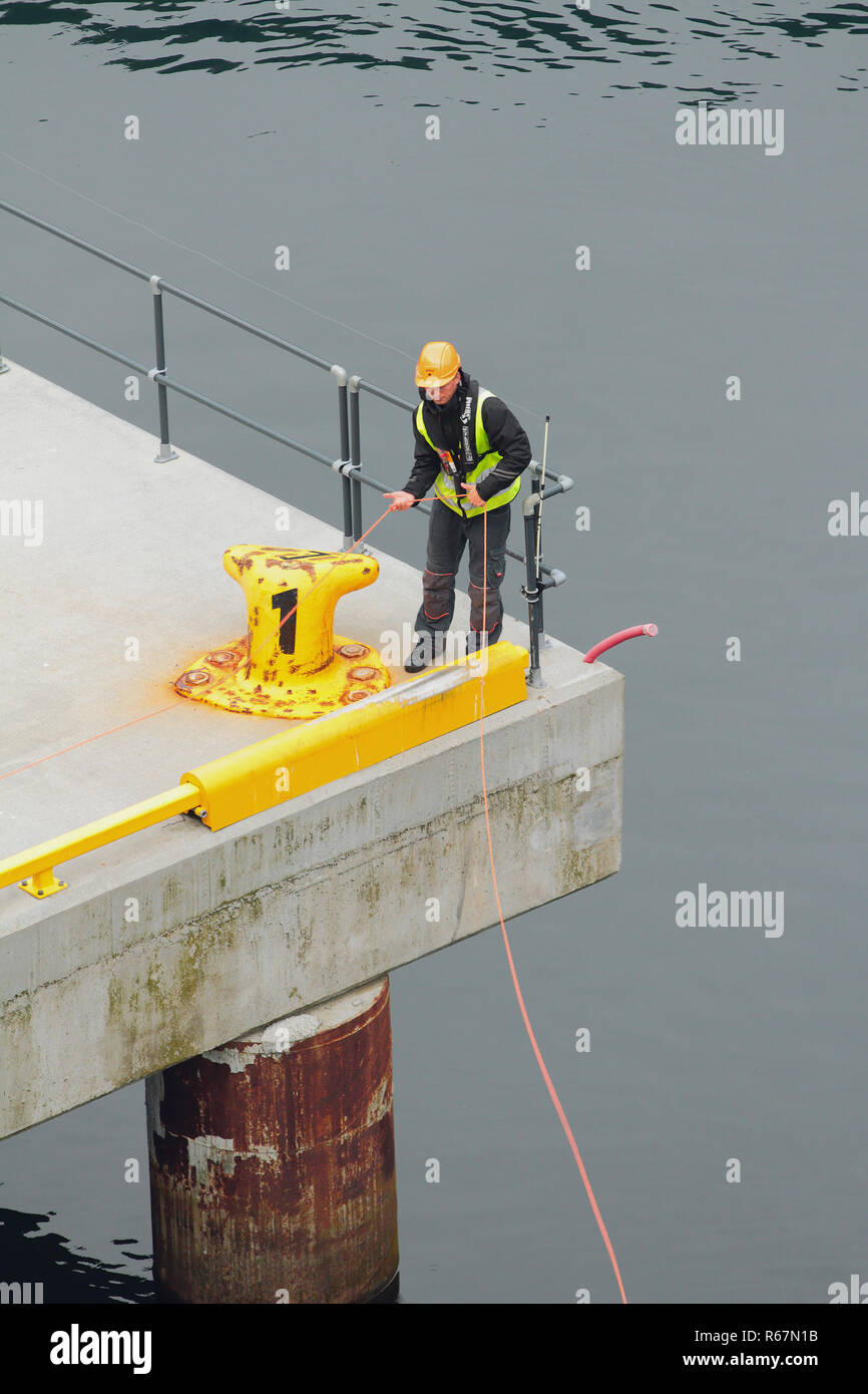 Mooring facility hi-res stock photography and images - Alamy